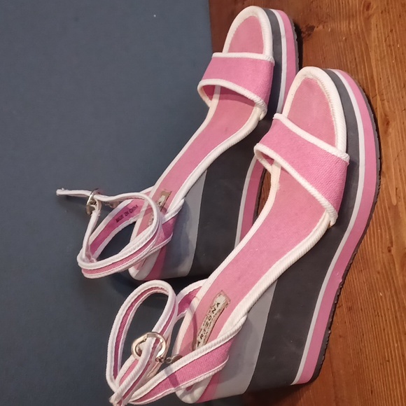 Arizona Jean Company | Shoes | Arizona Wedge Sandals | Poshmark